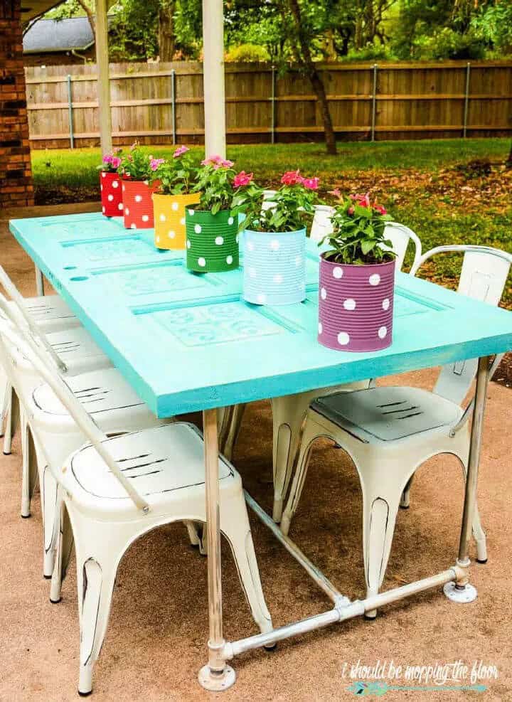 25 Creative DIY Outdoor Table Designs to Enhance Your Garden