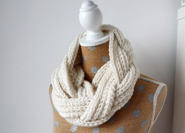 30+ Crochet Scarf Patterns for Warm and Stylish Winter Wear