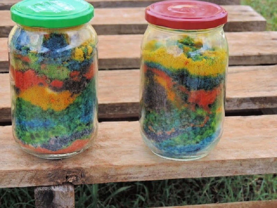 15 Fun Ways to Use DIY Colored Sand in Your Decor