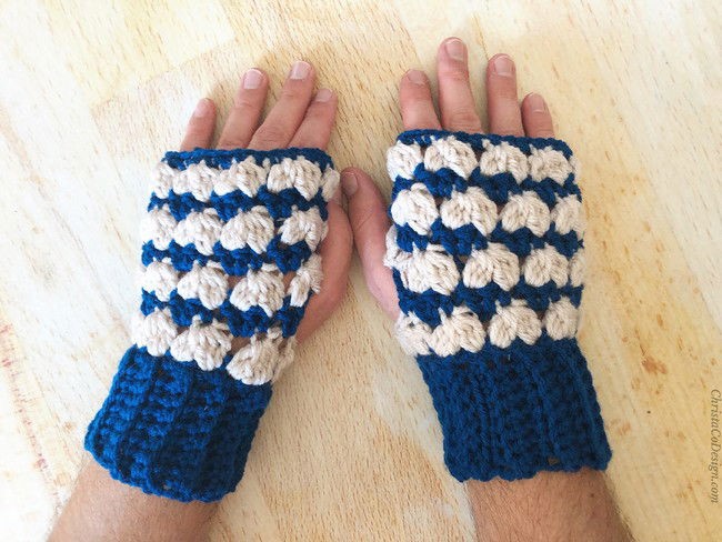 30+ Crochet Fingerless Gloves Designs for Functional Fashion