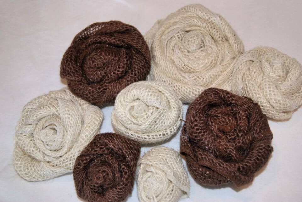 15 Beautiful DIY Burlap Flower Ideas for Rustic Decor
