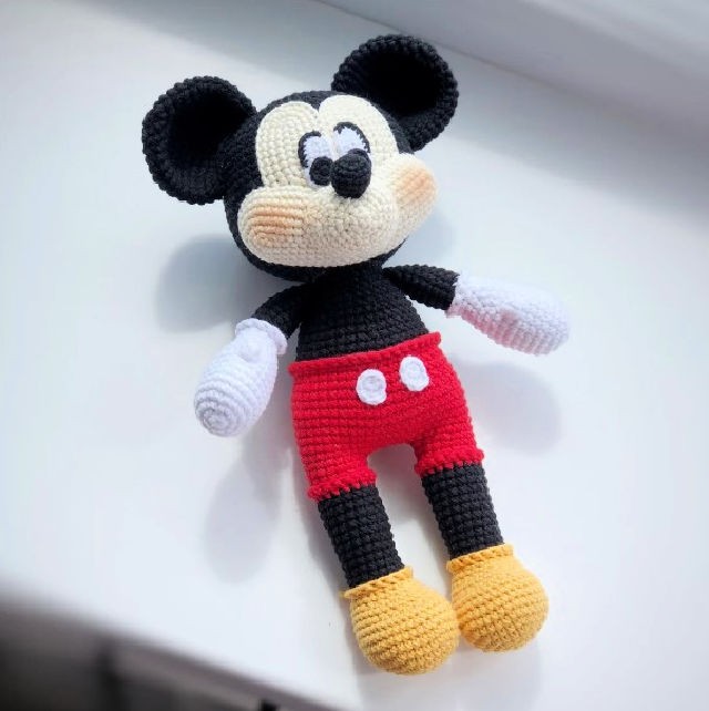 10 Cute Crochet Mickey Mouse Patterns for Disney Fans