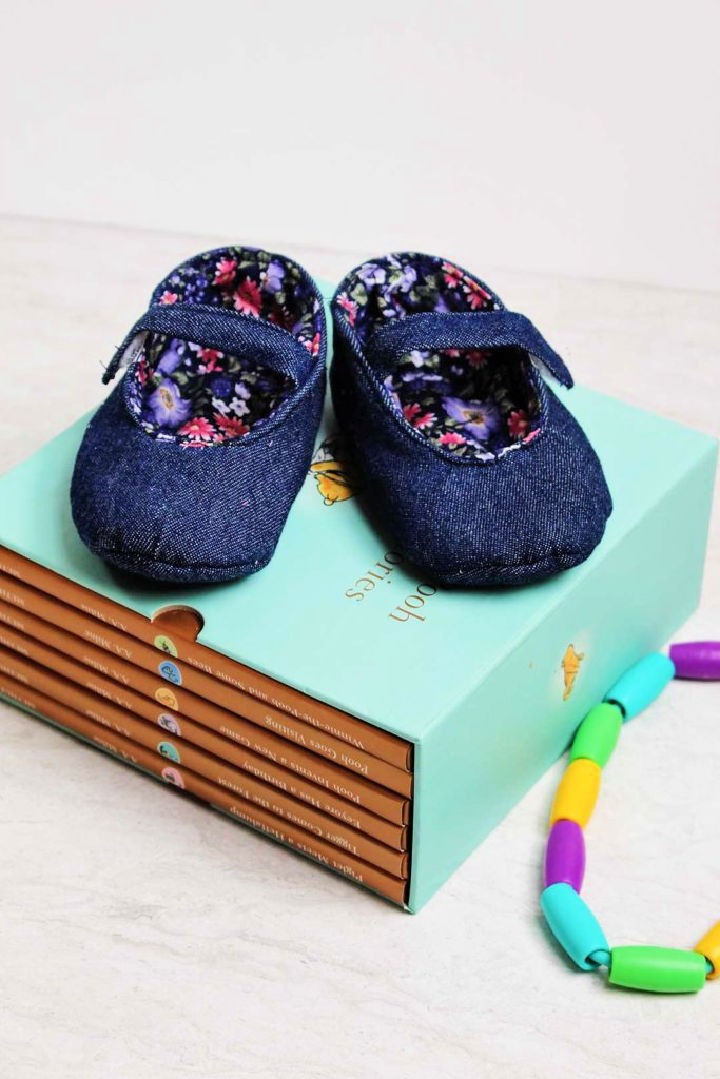 15 Cute DIY Baby Shoes Ideas for Little Feet