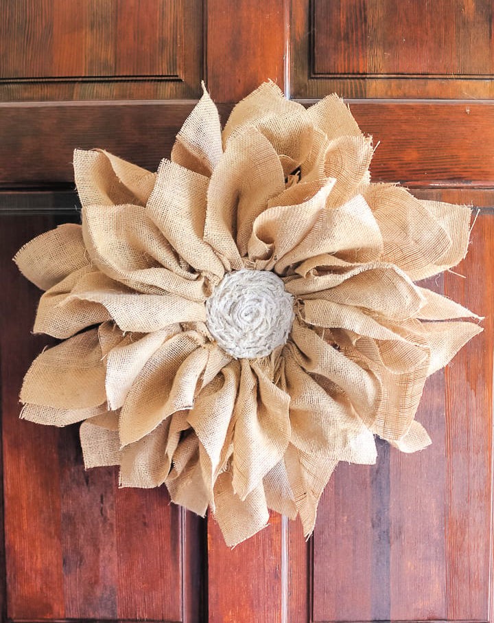 15 Beautiful DIY Burlap Flower Ideas for Rustic Decor