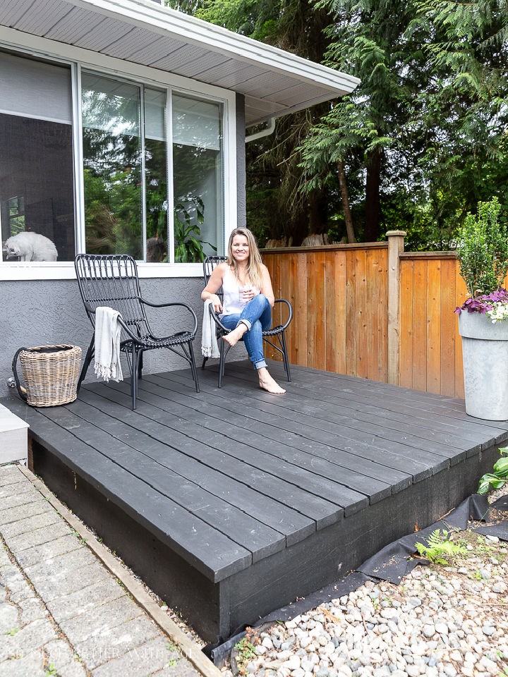 25 Innovative DIY Floating Deck Ideas for Backyard Bliss