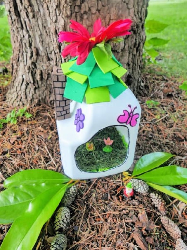 25 Creative DIY Milk Jug Crafts for Fun Recycling Projects