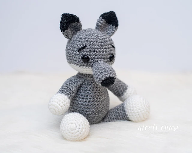 17 Creative Crochet Wolf Designs for Unique Gifts