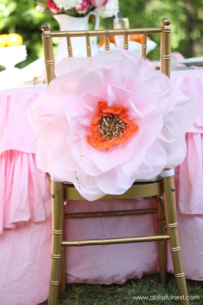 17 Beautiful DIY Tissue Paper Flower Ideas for Festive Decor
