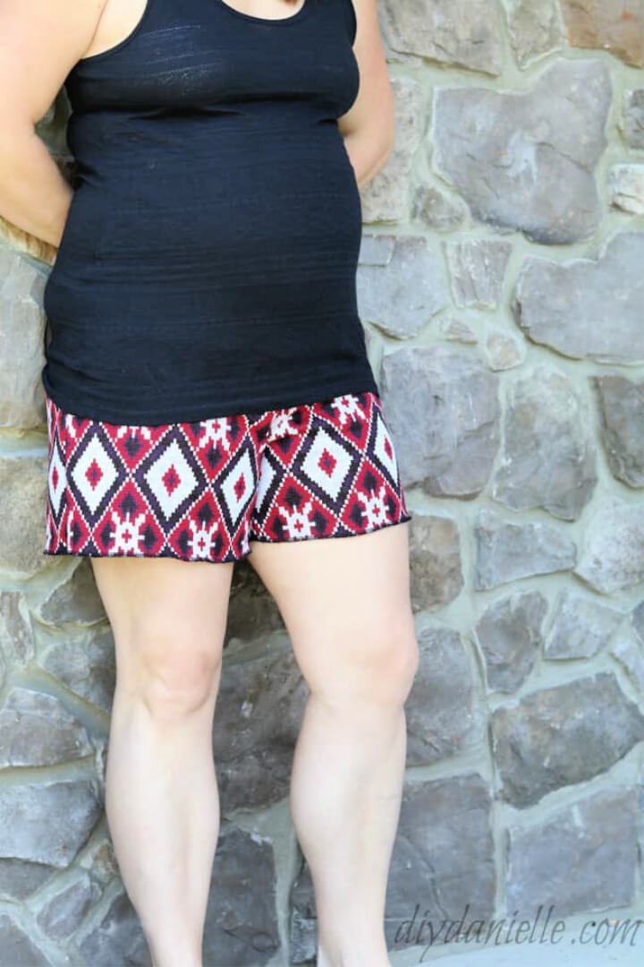 25 Comfortable Free Maternity Sewing Patterns for Expecting Moms