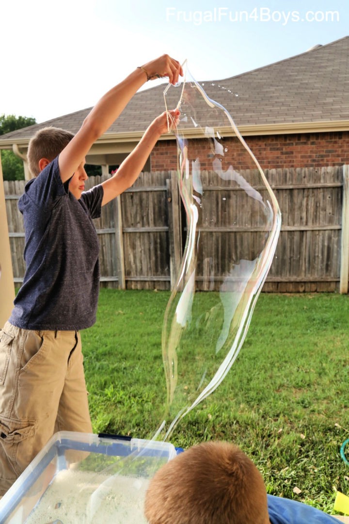15 Homemade Bubble Recipes for Kids and Adults
