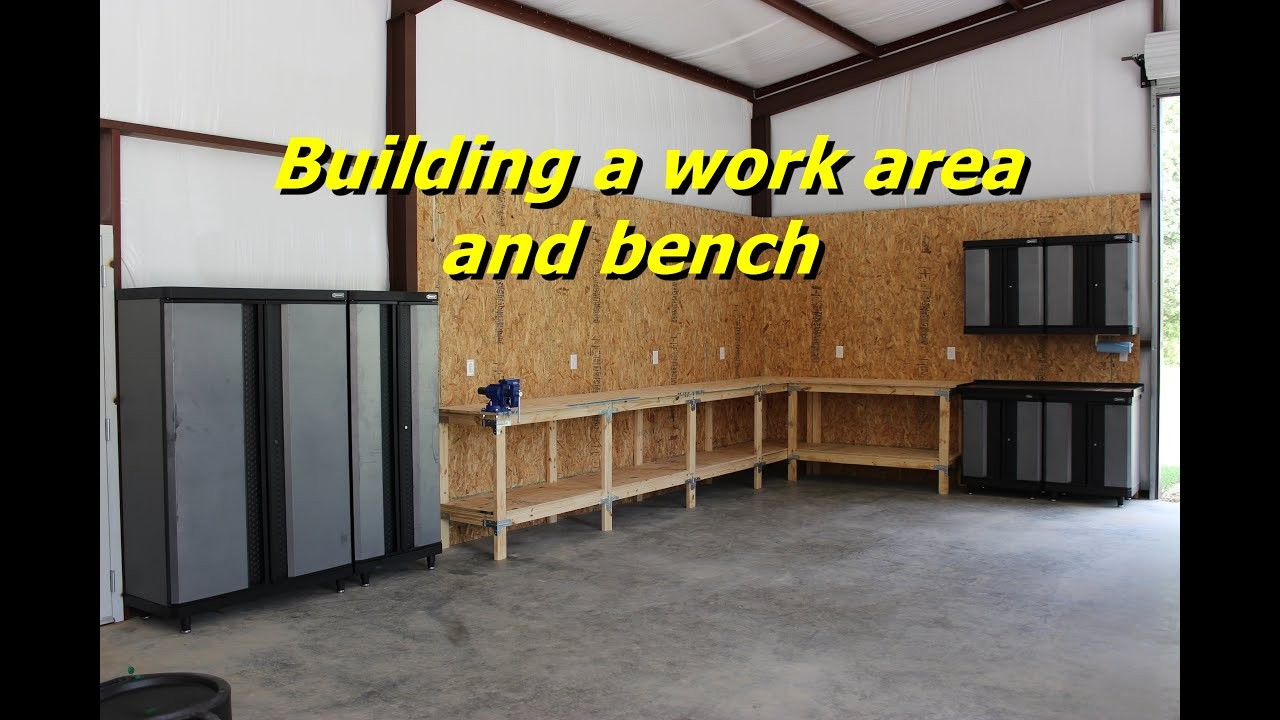 12 DIY Corner Workbench Plans for Maximizing Workspace