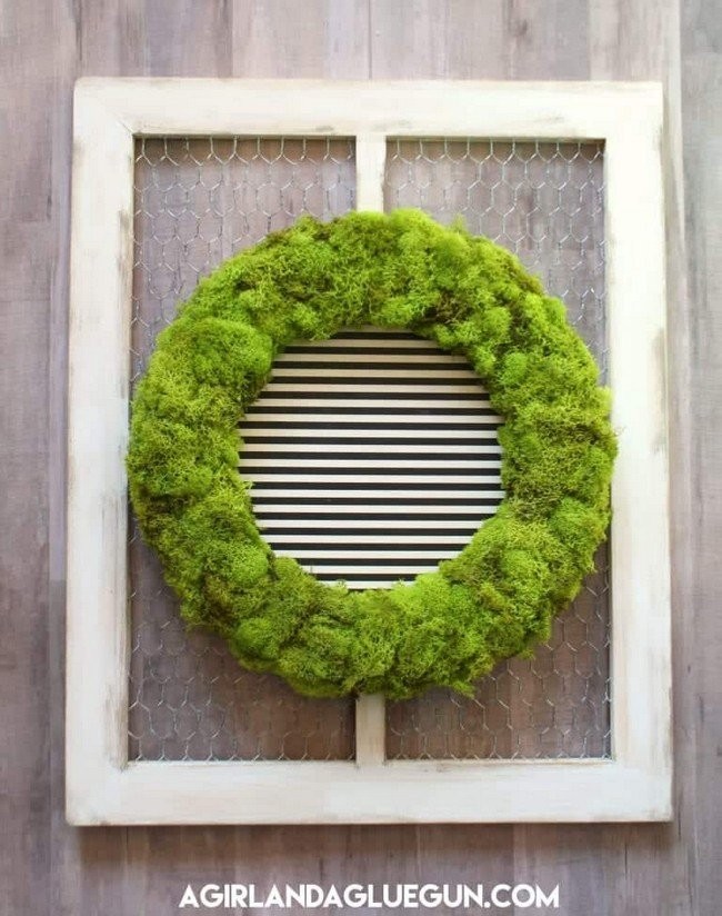 18 DIY Door Hanger Ideas for Personalizing Your Space