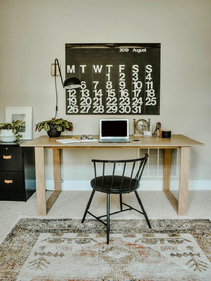 15 Practical DIY Plywood Desk Plans for a Custom Workspace