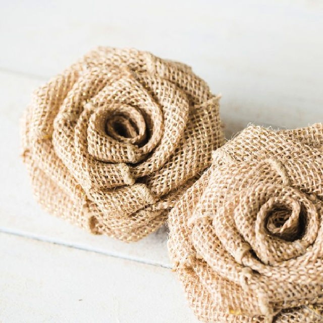 15 Beautiful DIY Burlap Flower Ideas for Rustic Decor