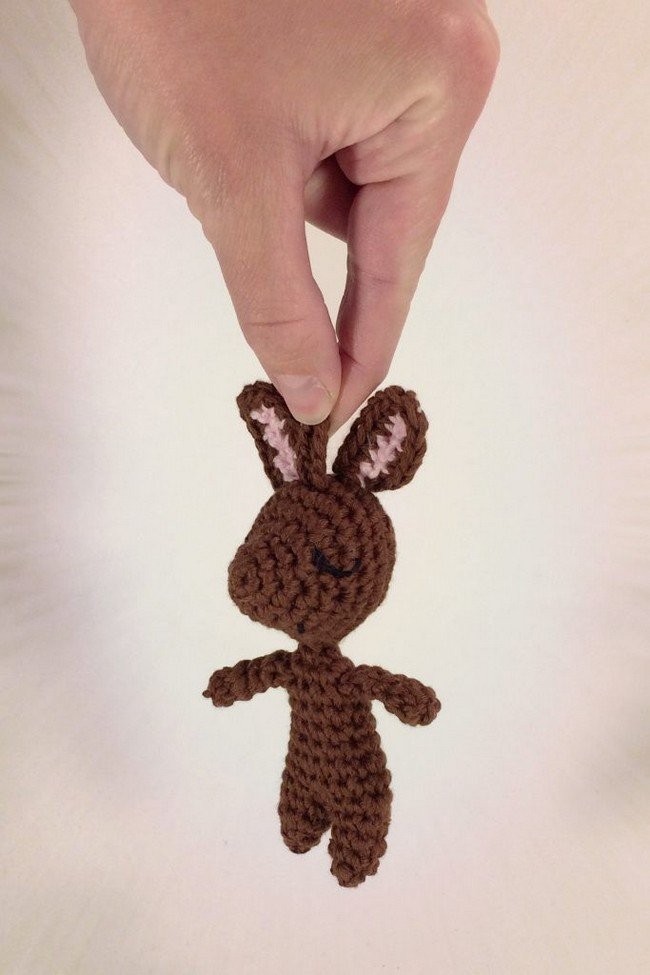 35 Creative Crochet Keychain Designs to Add Charm to Your Keys