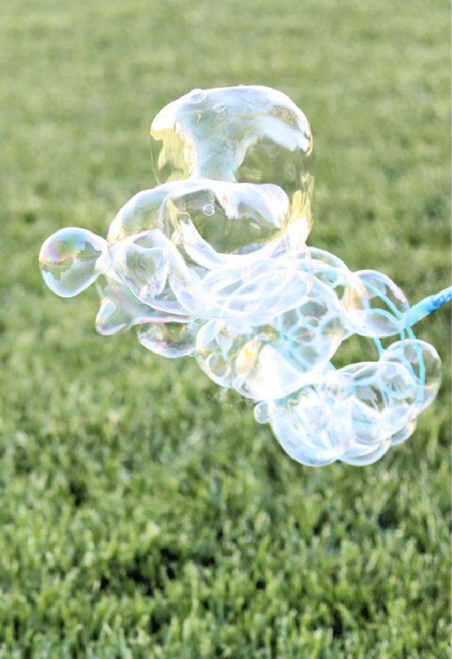 15 Homemade Bubble Recipes for Kids and Adults