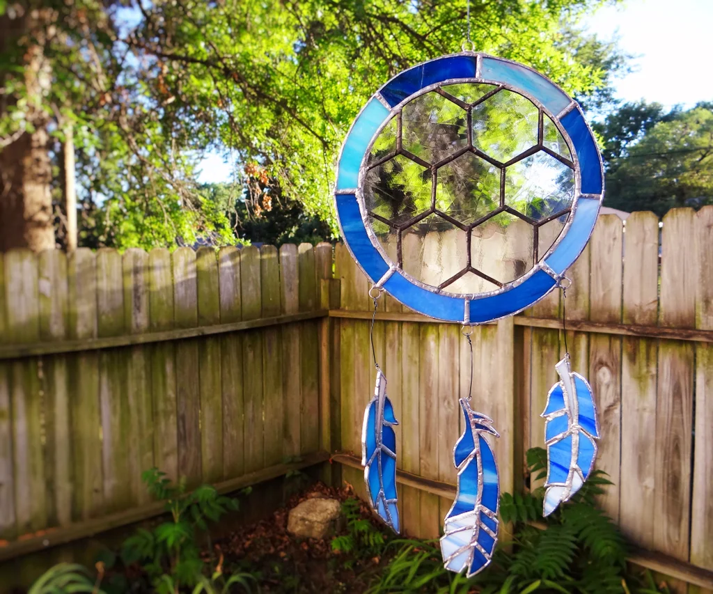 31 Creative DIY Suncatcher Projects & Inspirations